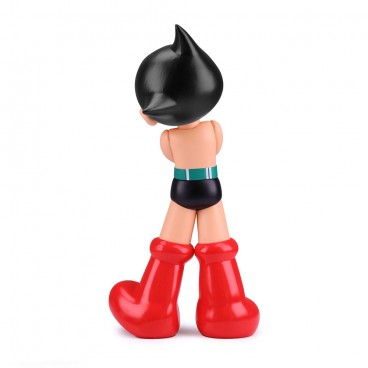 astro boy cleaning